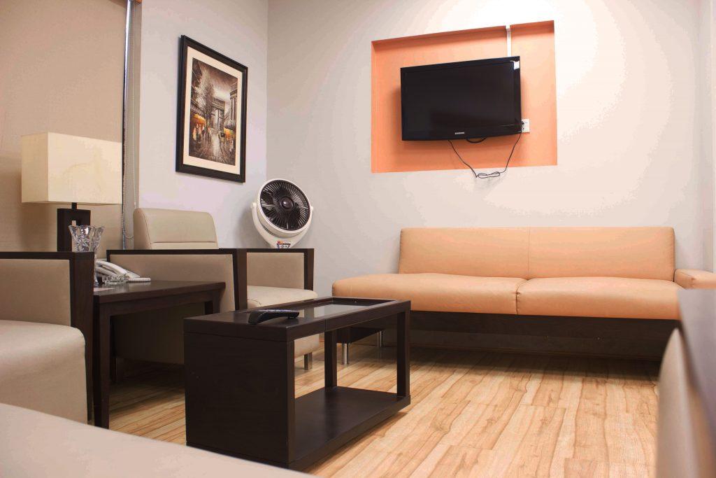 STAYING AT DR. ZIAUDDIN HOSPITAL - Dr. Ziauddin Hospital